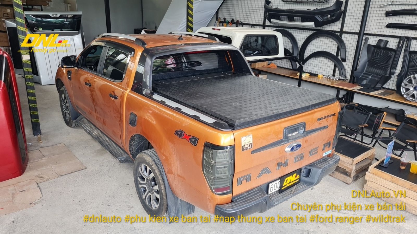 Xem nhanh nắp thùng 2 tấm, nhôm dày chịu lực tới 200KG